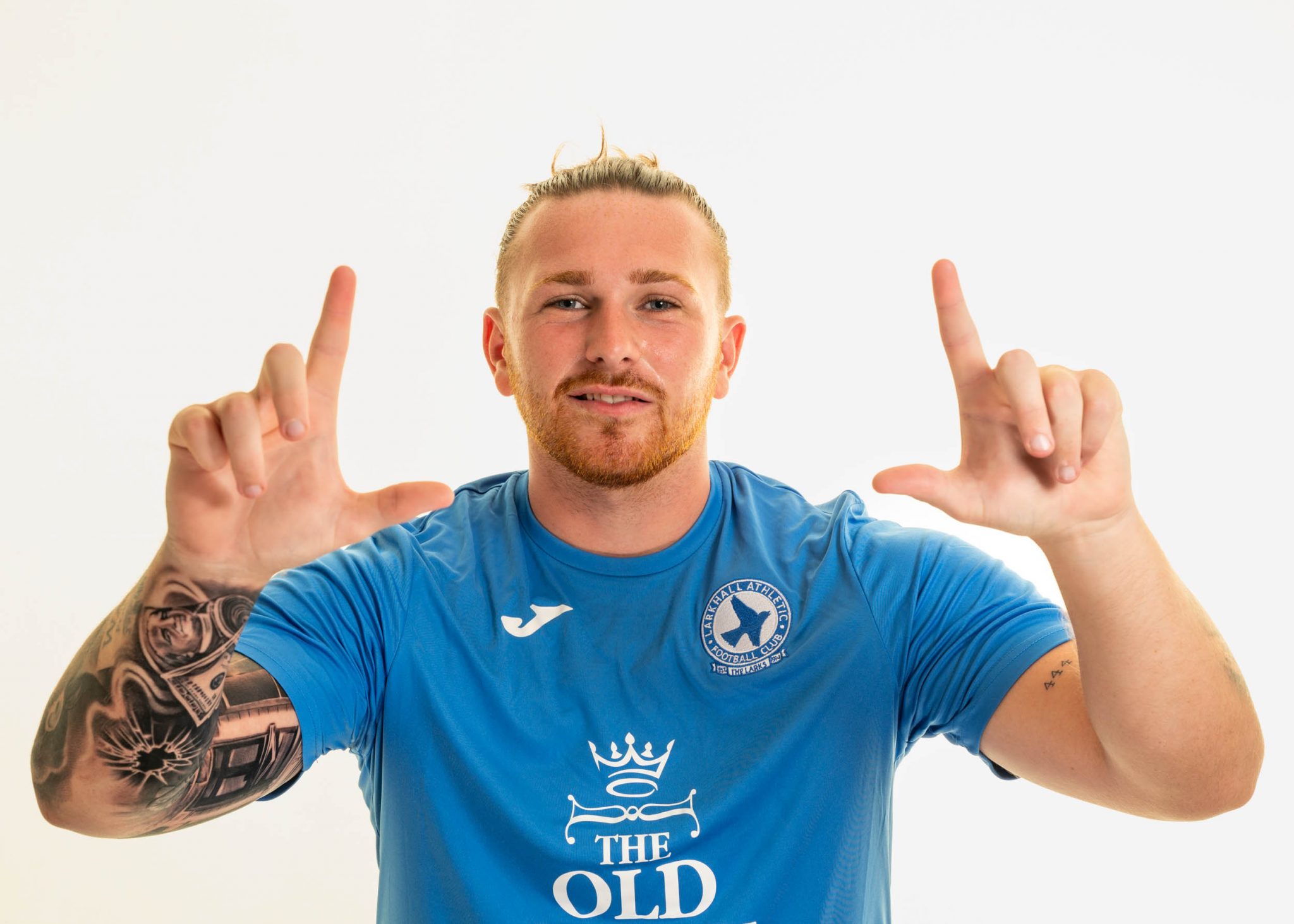 Larkhall Athletic Football Club Baz Finally Signs!! - Larkhall Athletic ...